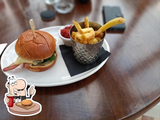 Menu at The Cricketers of Redbourn pub & bar, Redbourn