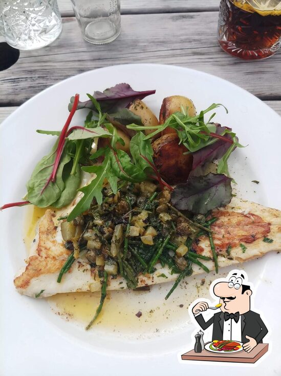 Hooked on the rocks in Falmouth - Restaurant menu and reviews