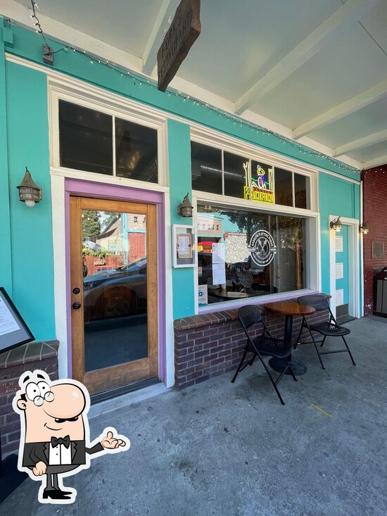 Sabrina's At The Forks: Restaurant & Libations - Casual, Deli, Beer ...