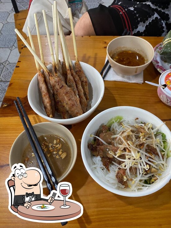 Menu at Nem Lụi O Đen restaurant, Hue