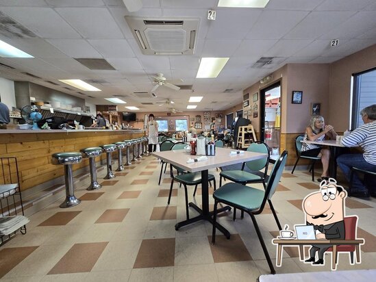 Sparks Grill, Montello - Restaurant menu, prices and reviews