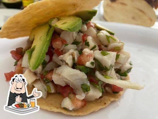 Menu at Mariscos El capitán restaurant, Montemorelos