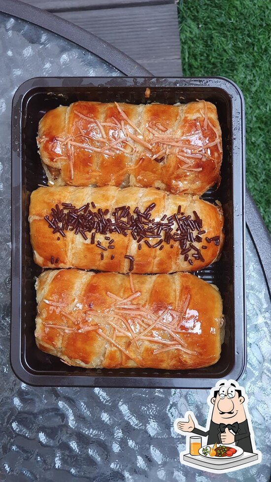 Menu at C & C Bakery, Padalarang