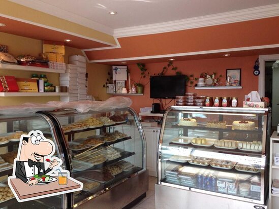 Mina Bakery, Toronto - Carta del restaurante y opiniones