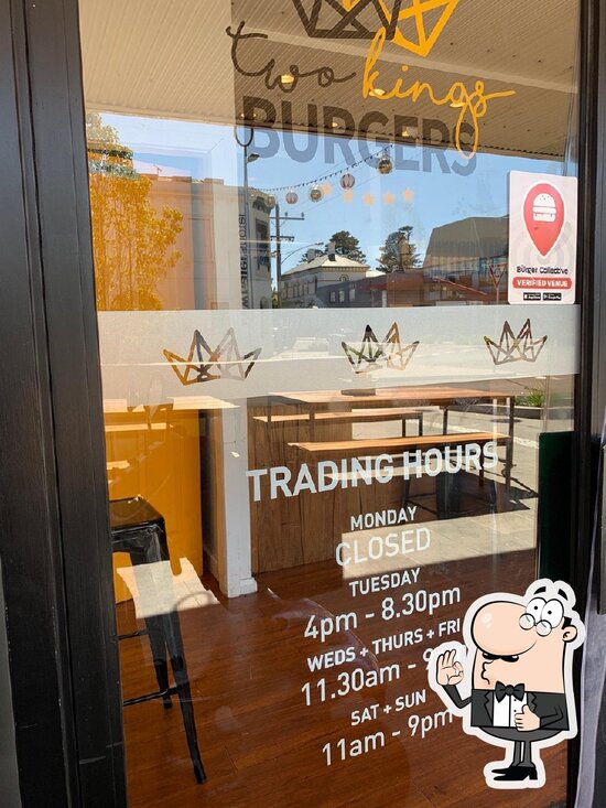 Menu at Two Kings Burgers restaurant, Warrnambool