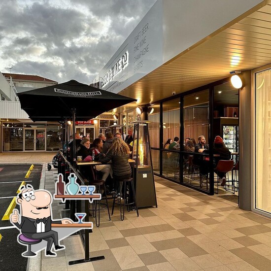 Beer & Wine Co., Patterson Lakes - Restaurant menu, prices and reviews