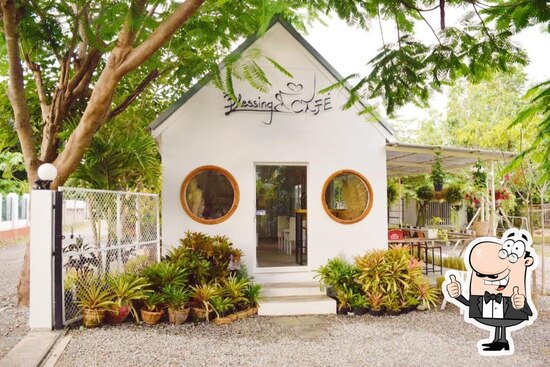 Blessing Café เบลสซิ่ง คาเฟ่ เชียงใหม่, Ban Mae - Restaurant reviews