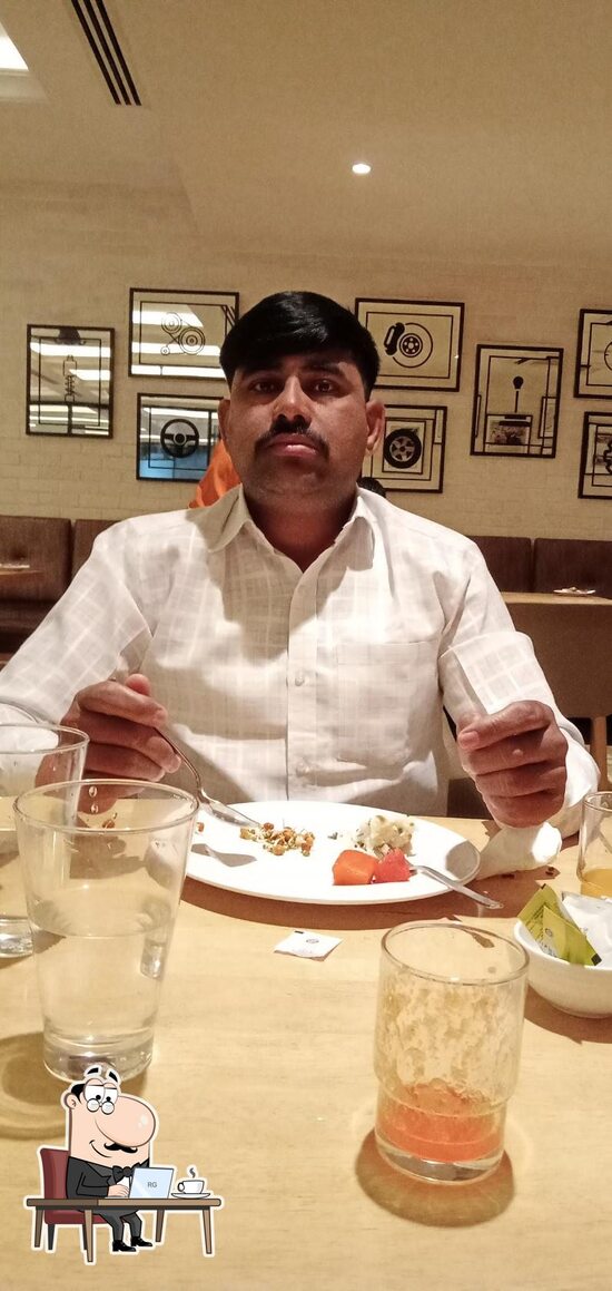 Lemon Tree Premier Hotel, Pune - Restaurant reviews