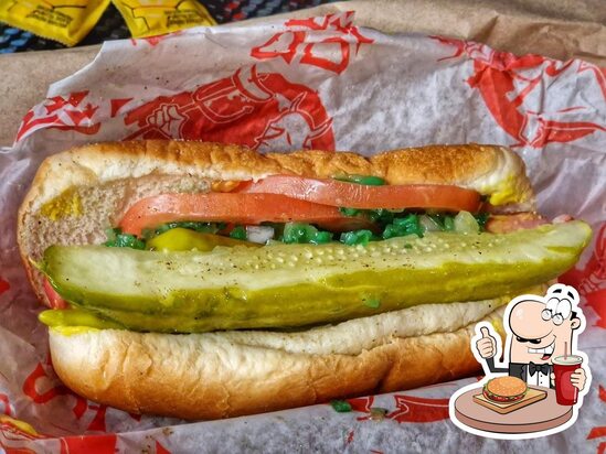 Devil Dawgs Rush St in Chicago - Restaurant menu and reviews