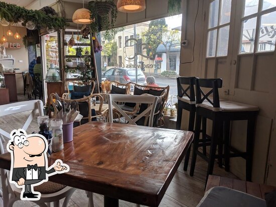 Breadworks Cafe, McMahons Point - Restaurant menu, prices and reviews