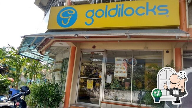 Goldilocks Bakeshop@B.F. Homes, Parañaque - Restaurant reviews