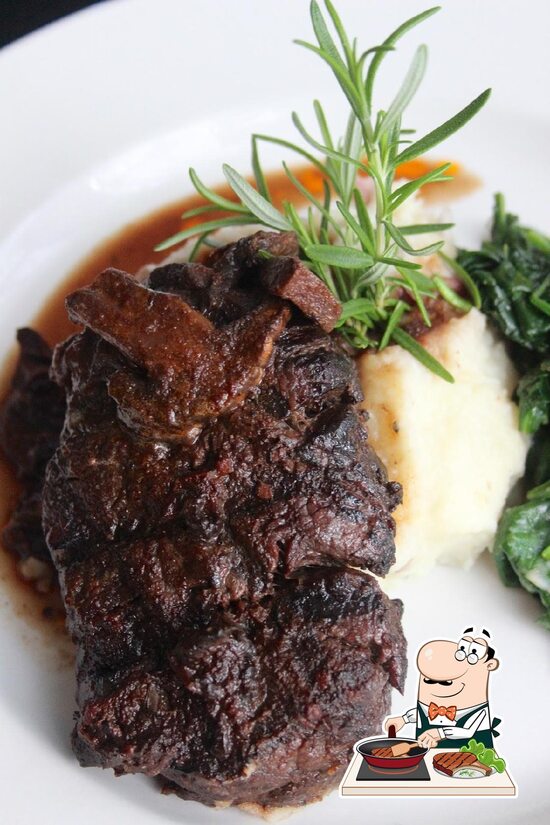 Wilcox Tavern, 5153 Old Post Rd in Charlestown - Restaurant reviews