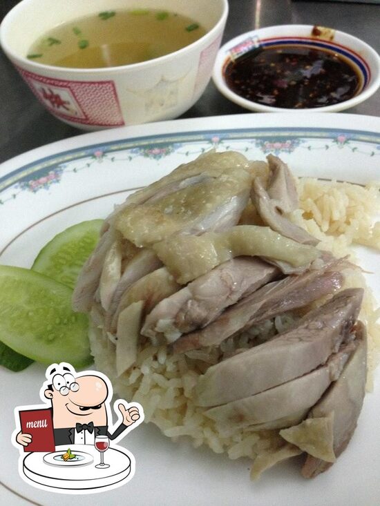 Restaurante Betong Chicken Rice, Bangkok, ข้าวมัน ไก่ เบตง 11 ซอย ...