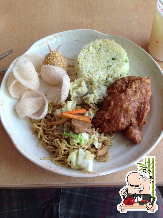 Menu at Chowking Plaza Leon restaurant, Manila
