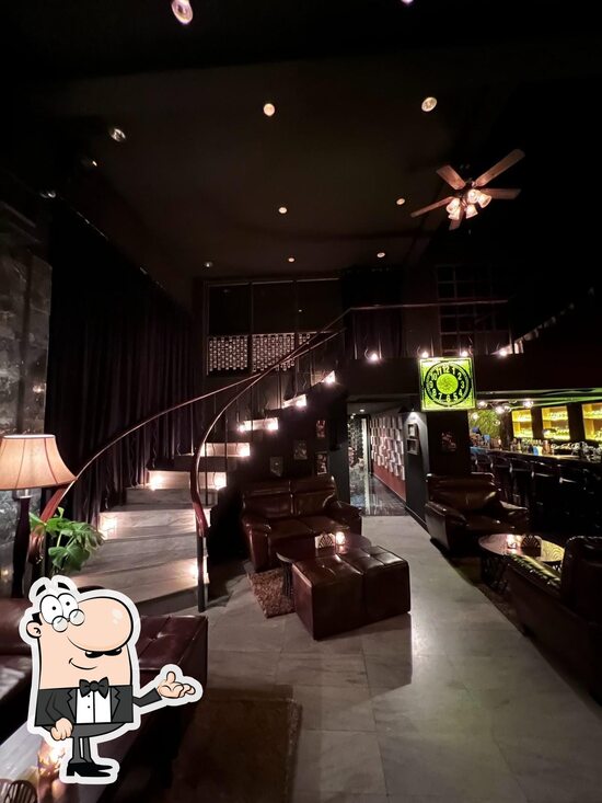 Moonless World ธรรมดาโลกไม่จำ pub & bar, Rayong - Restaurant reviews