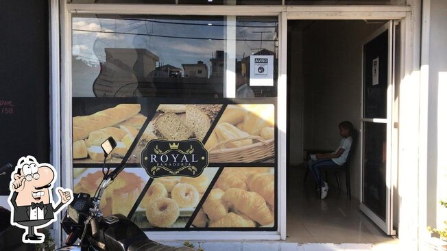 Carta de ROYAL Panaderia, Higuey