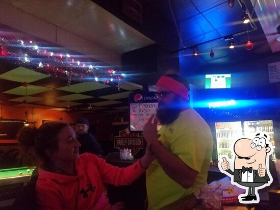 Kon Tiki Bar in Escanaba - Restaurant reviews