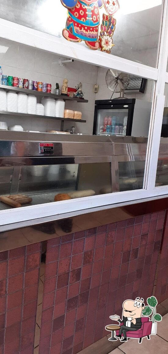 Dolphin Chippy, Skelmersdale - Restaurant menu, prices and reviews