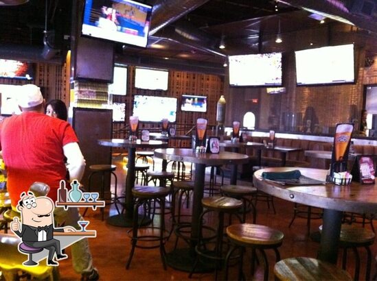 Bombshells Restaurant & Bar, Pflugerville - Restaurant menu, prices and ...