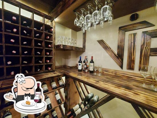 Stateside Bar and Restaurant, La Trinidad - Restaurant reviews
