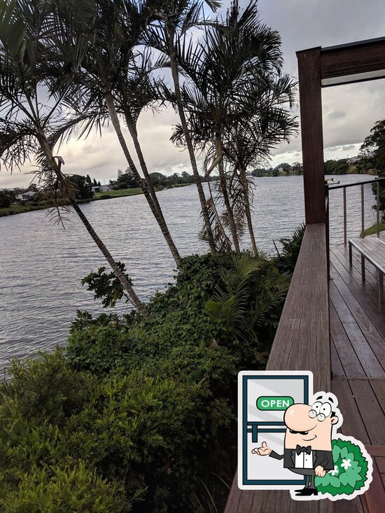 Menu at Riverview Hotel restaurant, South Murwillumbah