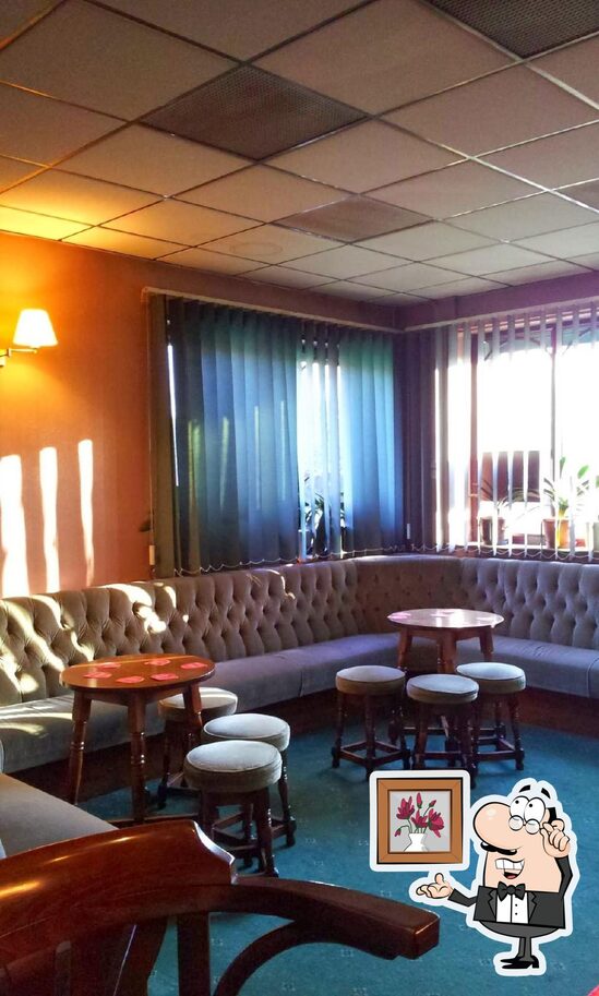 Mustafa's Restaurant, Hull - Restaurant menu, prices and reviews