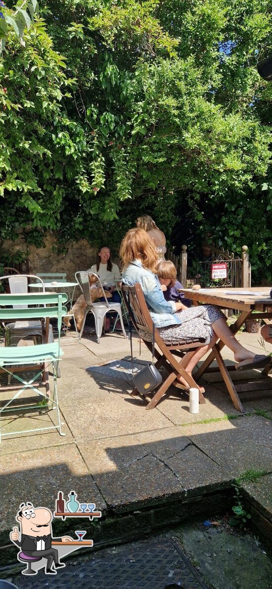 The Nutmeg Cafe, Hythe - Restaurant menu, prices and reviews