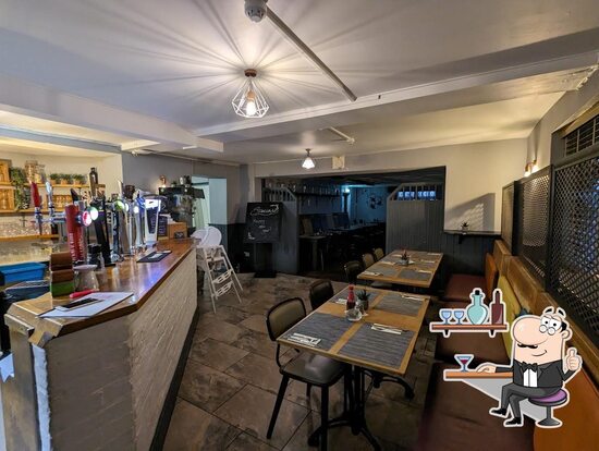 The Bridgend Inn, Birchgrove - Restaurant menu, prices and reviews