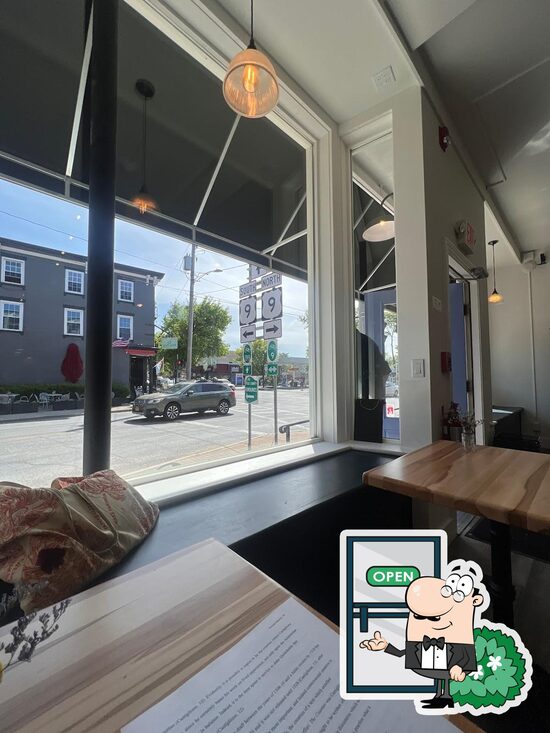 The Corner Counter, Red Hook - Restaurant menu, prices and reviews