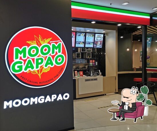 Moom Gapao, Bangkok, Phra Ram 9 - Restaurant menu, prices and reviews