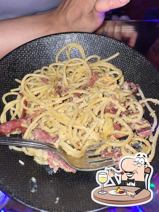 EASY Gunawarman pub & bar, South Jakarta - Restaurant reviews