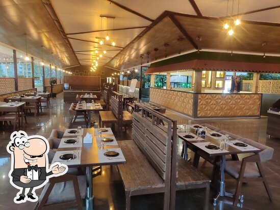 Amrai Family Restro-Bar-Banquet hall, Talegaon Dabhade - Restaurant reviews