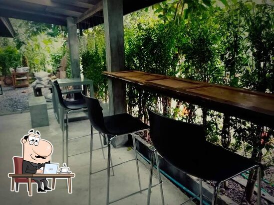 Café Ros Coffee, Bang Khu Wiang - Opiniones del restaurante