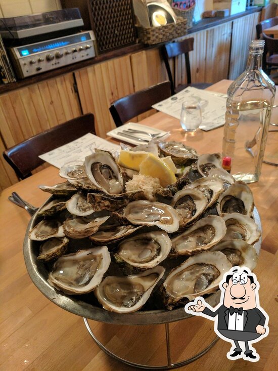 Pearl Diver, Toronto - Menu du restaurant, prix et avis