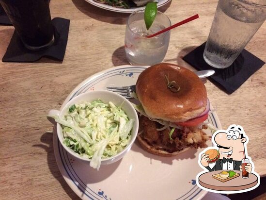 FoxGardin Kitchen & Ale in Fortville - Restaurant menu and reviews