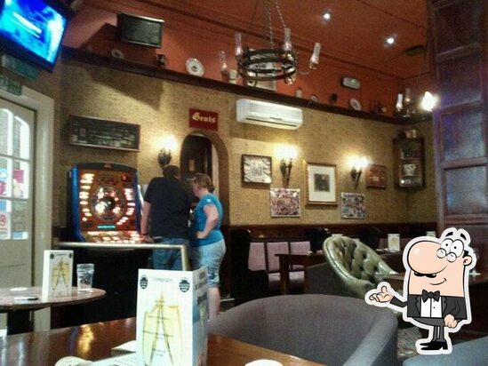 Barons Bar in Southport - Restaurant reviews