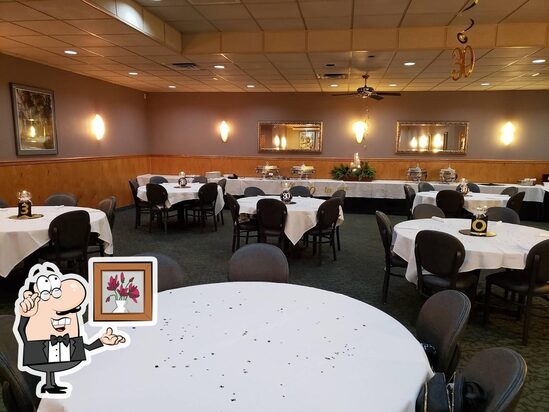 Menu at Roby Lee's Restaurant & Banquet Center, Newton Falls
