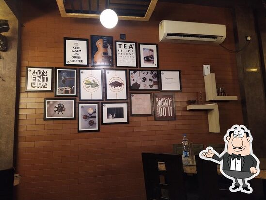 Menu at Cruzo Cafe & Grills, Palakkad, CM Center