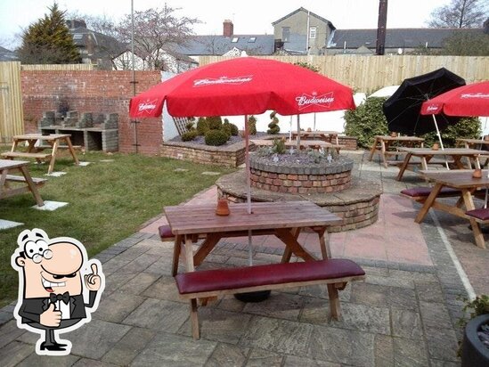 The Four Elms - JW Bassett Pub in Cardiff - Restaurant menu and reviews