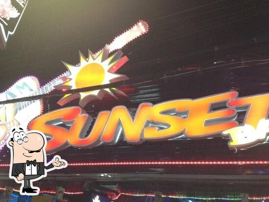 Sunset Bar, Kathu, 50 Pee Rd. - Restaurant reviews
