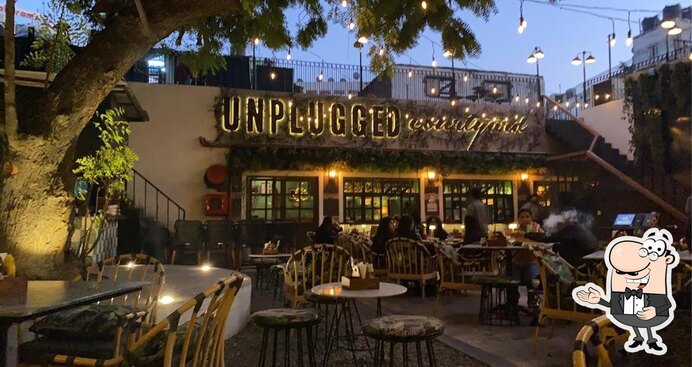 Unplugged Courtyard, New Delhi, L Block 23/7 - Restaurant reviews