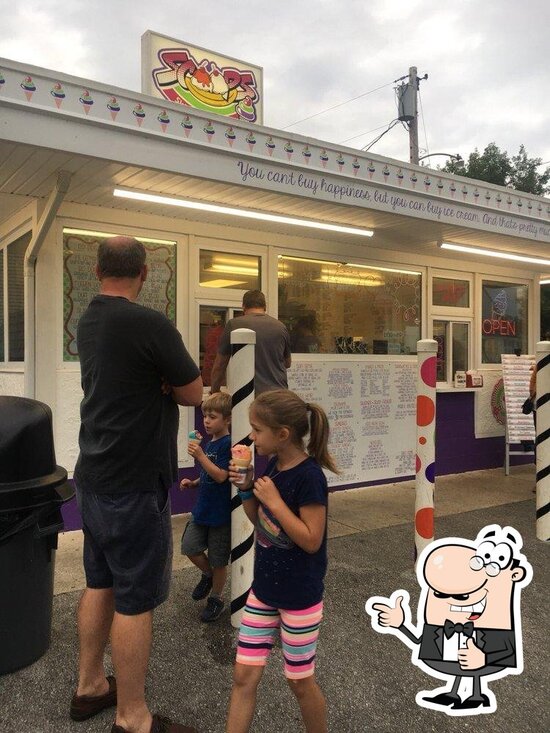 Menu at Scoops restaurant, Wapakoneta