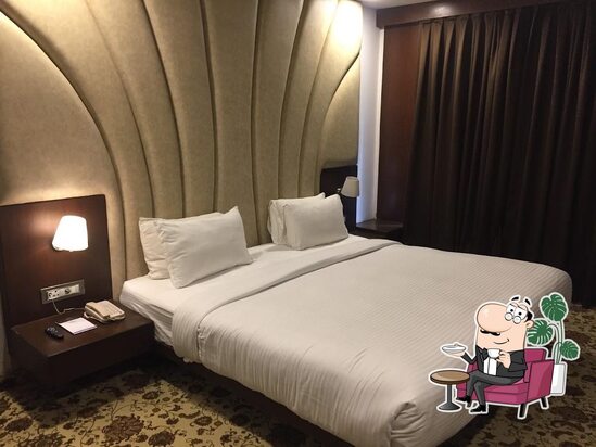 Hotel Vijan Mahal, Tilhari - Restaurant menu, prices and reviews