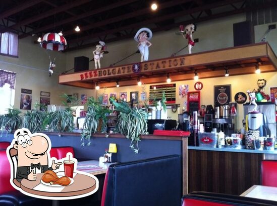 Beez Holgate Station in Portland - Restaurant menu and reviews