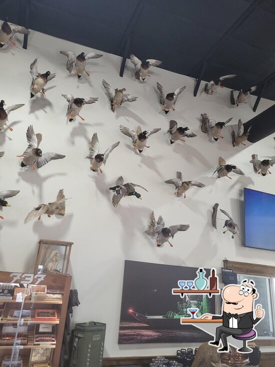 737 Duck Calls - Lounge, Seminole - Restaurant menu, prices and reviews
