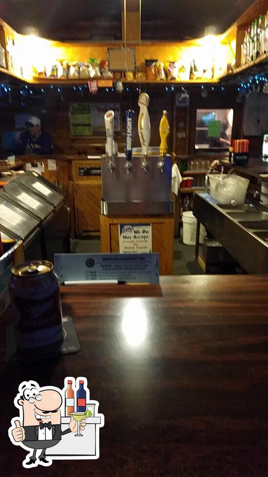Ino Bar and Grill in Iron River - Restaurant reviews
