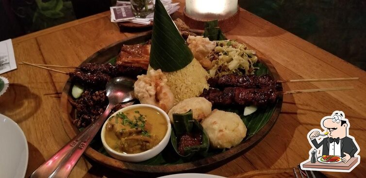 Cafe Lotus, Gianyar, Ubud Main Road - Restaurant menu and reviews