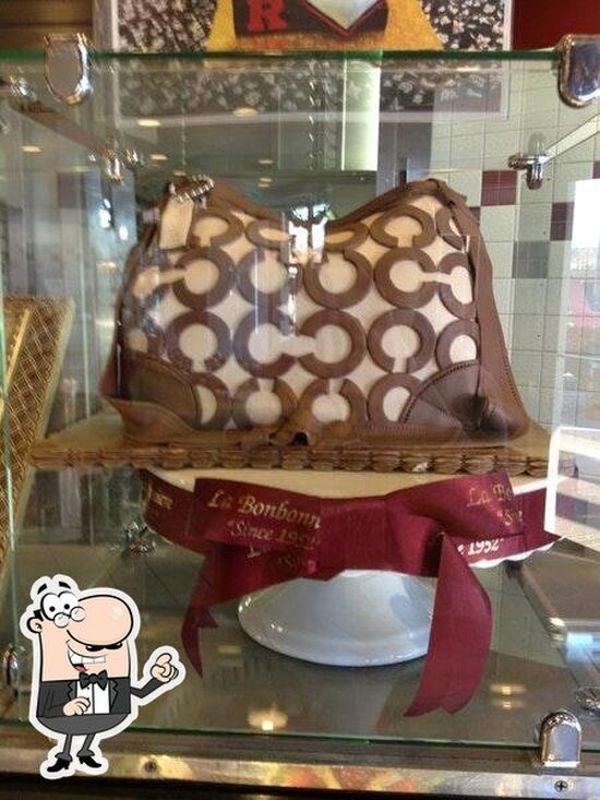 La Bon Bake Shoppes, Edison - Restaurant menu, prices and reviews