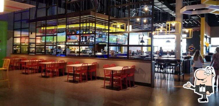 Main Event Avon in Avon - Restaurant menu and reviews