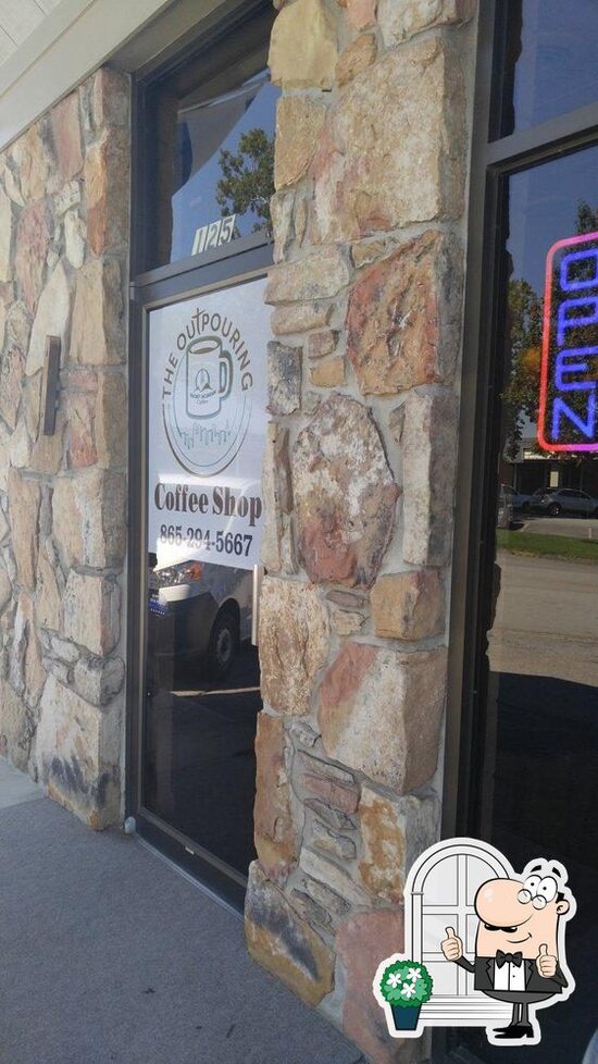 The Outpouring in Oak Ridge - Restaurant reviews
